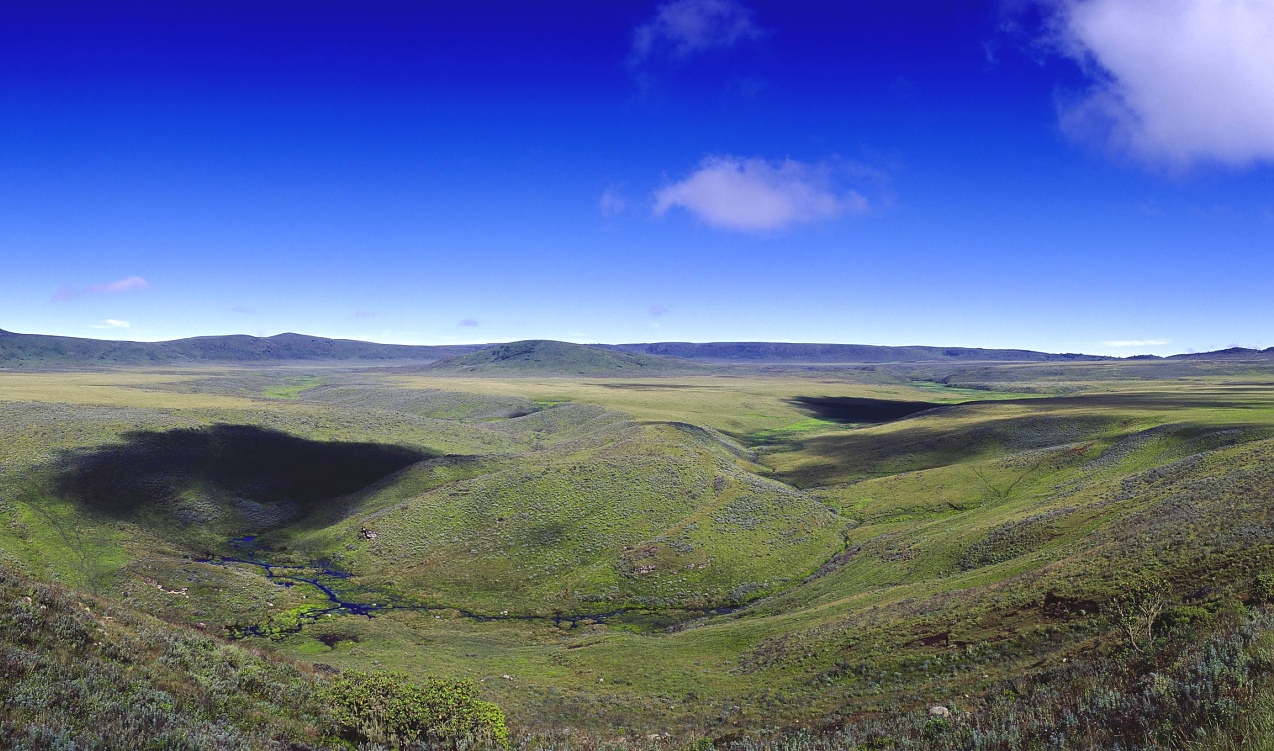 Day Trip to Olmoti and Empakai Crater in Ngorongoro Highlands